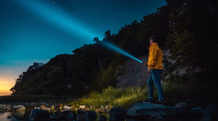 15 Best AAA Flashlights for EDC in 2025: Small & Bright - A Better Kit